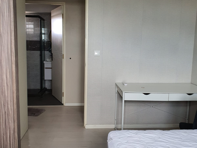 Room for rent Tiong Bahru, Singapore - Common Room @ 96A Henderson Road ...