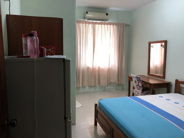 Room for rent Balestier, Singapore - A spacious furnished Room with ...