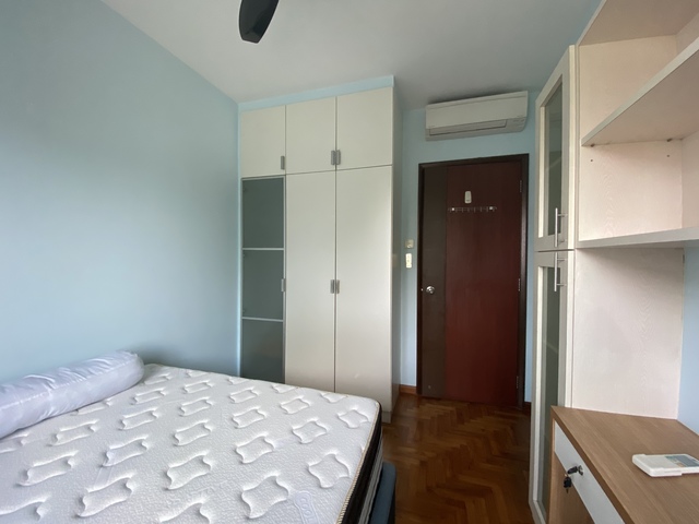 Room for rent Choa Chu Kang, Singapore - The Warren Condo - Single Room