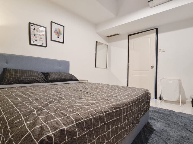 Room for rent Tanjong Pagar, Singapore - International Plaza - 1 min ...