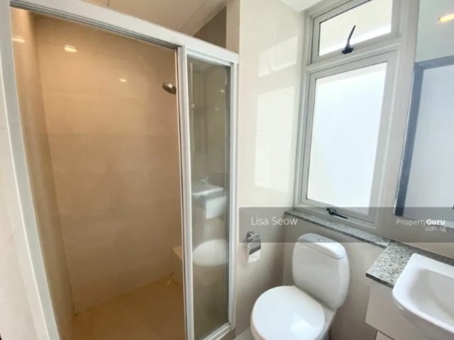 Room for rent Tiong Bahru, Singapore - MeraPrime, Condo beside Tiong ...