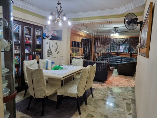 Room for rent Jurong West, Singapore - Big common room for rent near ...
