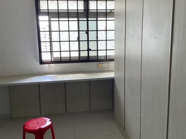 Room for rent Woodlands, Singapore - Fully Furnished Common Room @ BLK ...
