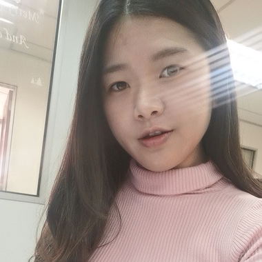 Female Roommates in West Singapore