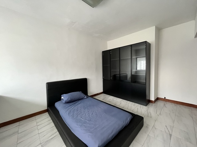 Room for rent Kallang, Singapore - Common Room @ Blk 105 Towner Road ...