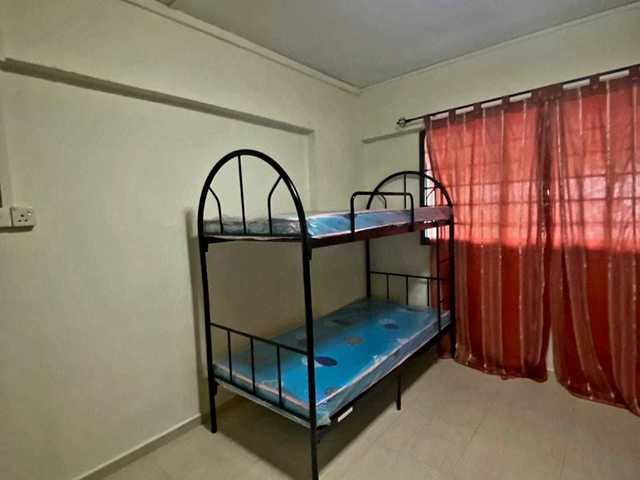 Room for rent Jurong West, Singapore - Sharing Room For Indian Male