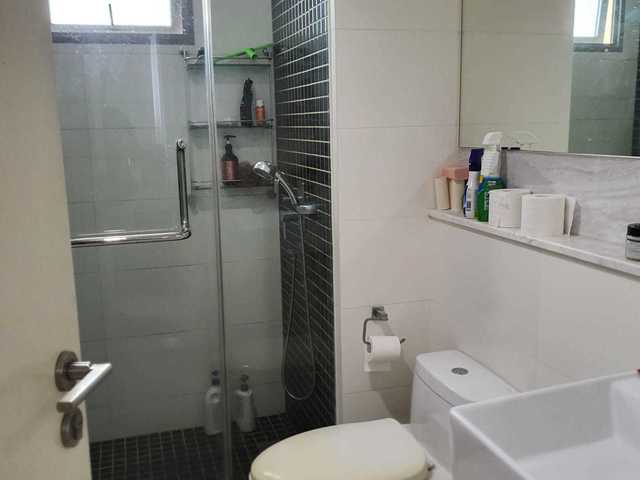 Room for rent Changi, Singapore - Changi Flora drive 1 Condo with pool ...