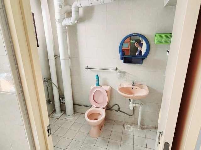 Room for rent Sengkang, Singapore - Clean,cozy and simple common room