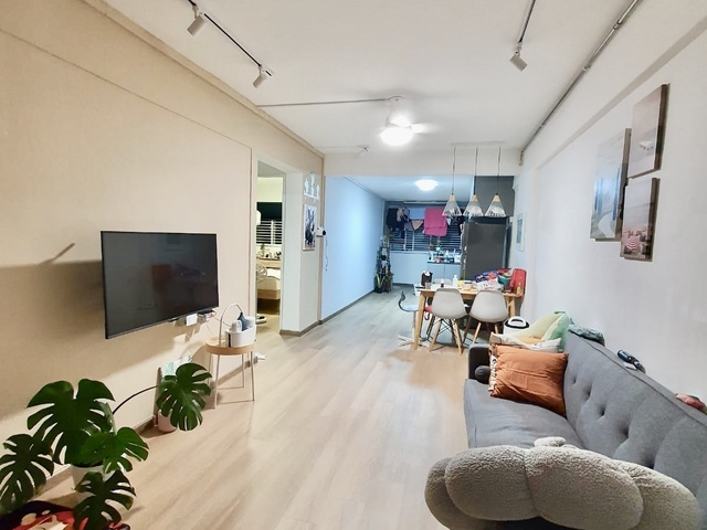 Room for rent Bedok, Singapore - Blk 701 Bedok Reservoir Road, Common ...