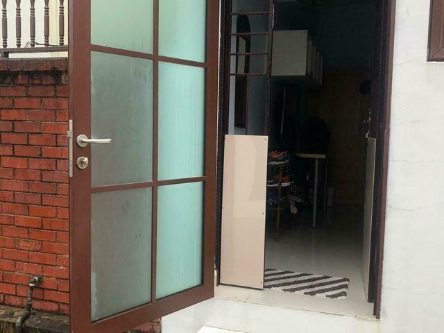 Room for rent Potong Pasir, Singapore - Macpherson Road, Terrace House ...