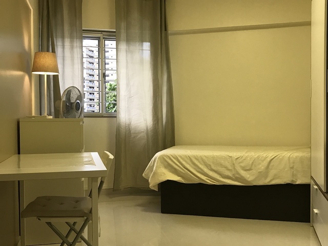 Room for rent Tampines, Singapore - FULLY FURNISHED COMMON BEDROOM NEAR ...