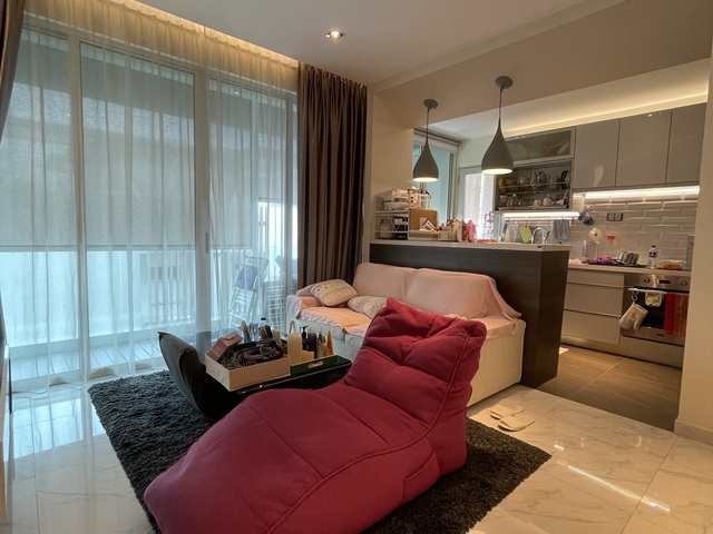 Room for rent Serangoon, Singapore - Modern condo room for rent