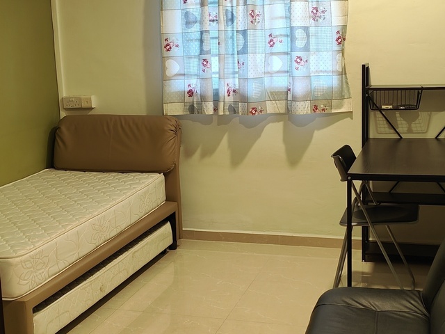 Room for rent Ang Mo Kio, Singapore - Common room for rent, 3 bus stop ...