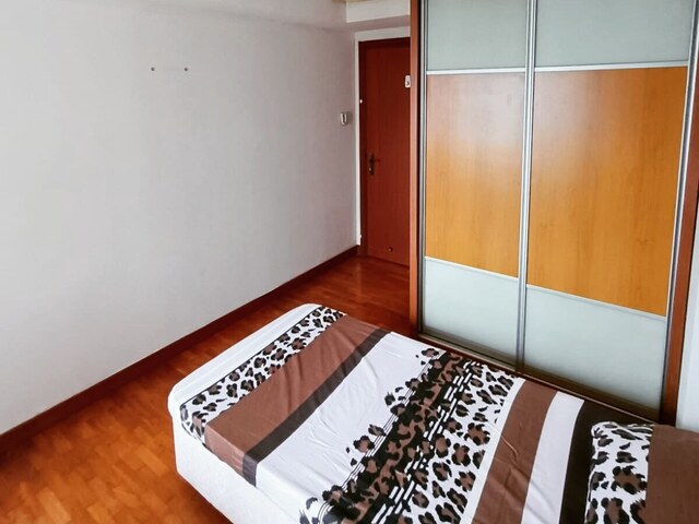 Room for rent Boon Lay, Singapore - Immediate Available- Common Room ...