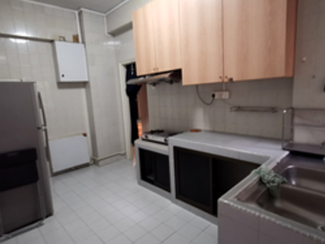 Room for rent Orchard, Singapore - Available 14 Feb/Common room/ 1 or 2 ...
