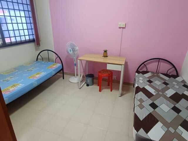 Room for rent Kallang, Singapore - Rare: Spacious Common Room, 2 mins ...