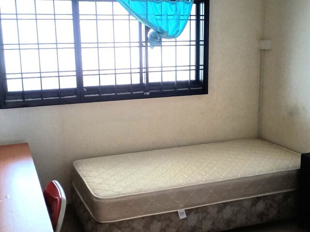 Room for rent Yishun, Singapore - Common Room for rent at 279 Yishun ...