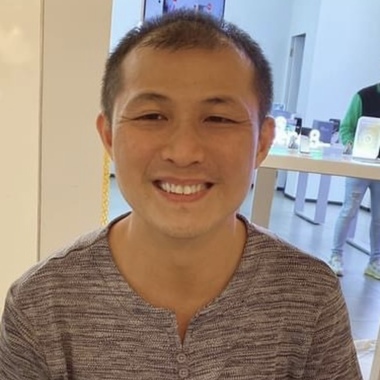 Roommates in Singapore