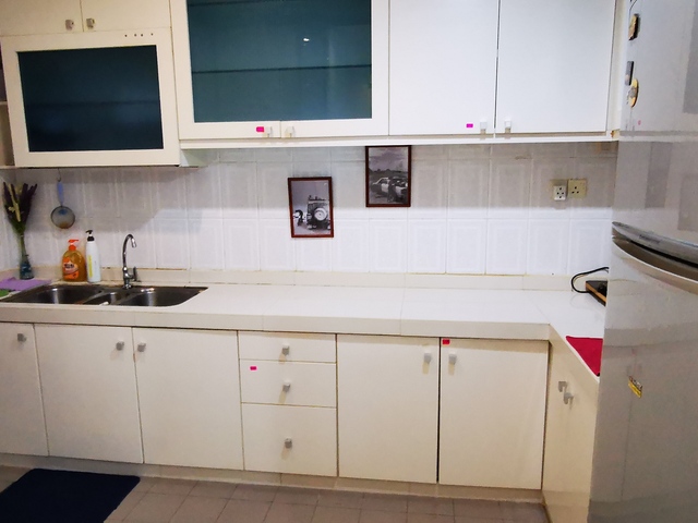 Room for rent Geylang, Singapore - Common room @ Aljunied, Dakota ...