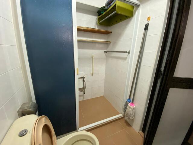 Room for rent Sengkang, Singapore - 225C Compassvale Walk, Master Room ...