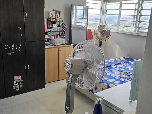 Room for rent Jurong East, Singapore - Master room available @ Teban Garden