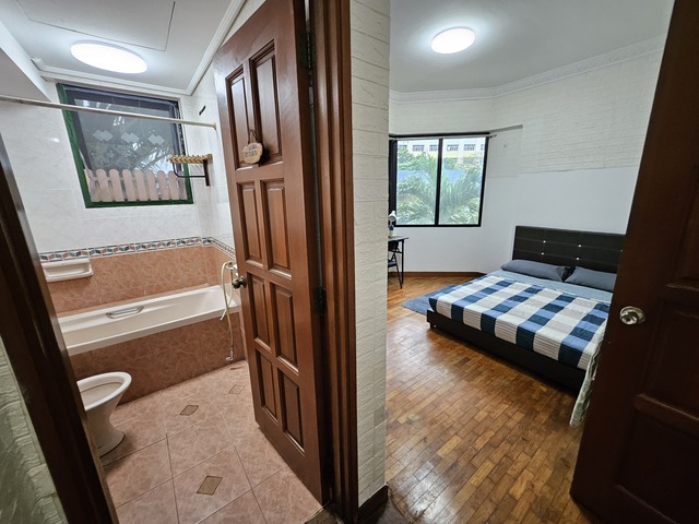 Room for rent Paya Lebar, Singapore - Master Bed Room $2299 at Paya ...
