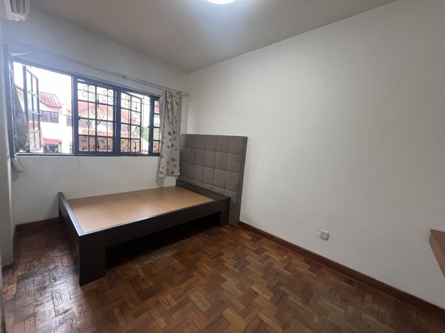 Room for rent Jurong West, Singapore - Near NTU, Big room with private ...