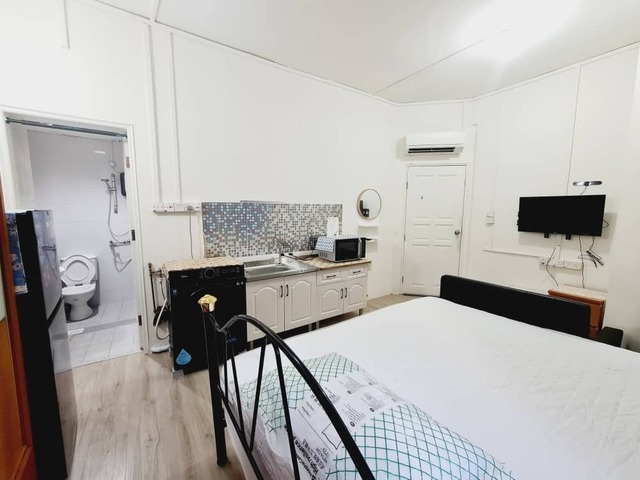 Room for rent Farrer Park, Singapore - Private spacious studio1 (S1) at ...