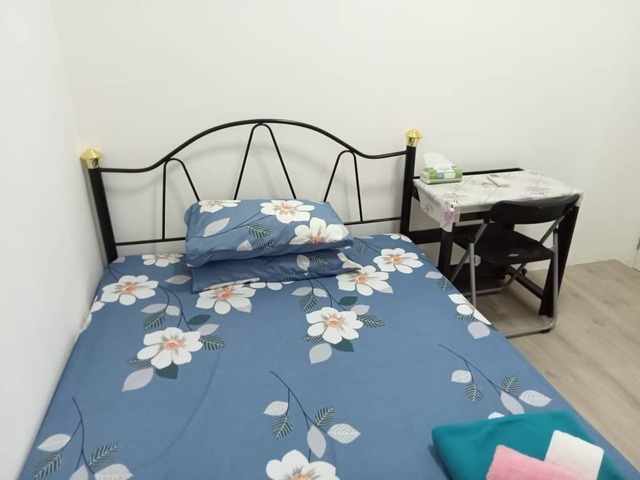 Room for rent Farrer Park, Singapore - Private master bedroom at Farrer ...
