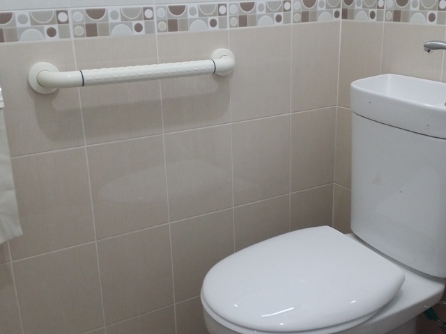 Property for rent Clementi, Singapore - Spacious 3 *NG* fully aircon ...