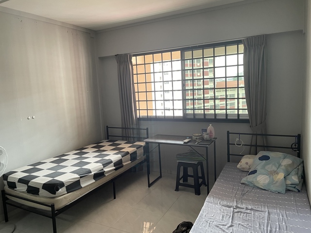 Room for rent Jurong West, Singapore - Shared common bedroom