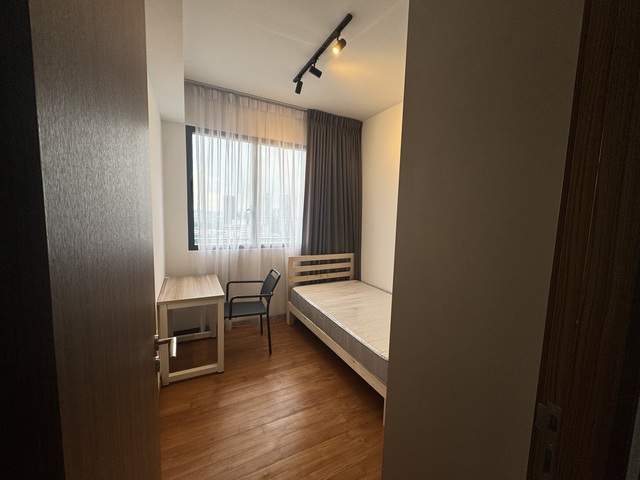 Room for rent Queenstown, Singapore - Queenstown Beautiful condo room ...
