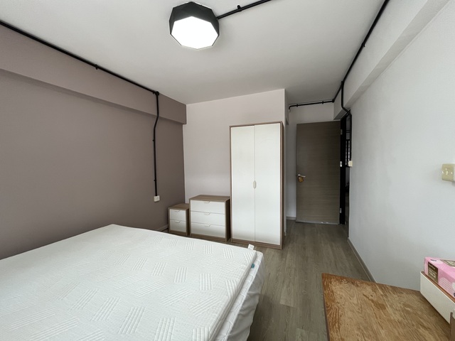 Room for rent Bugis, Singapore - No owner is staying! Master room at ...