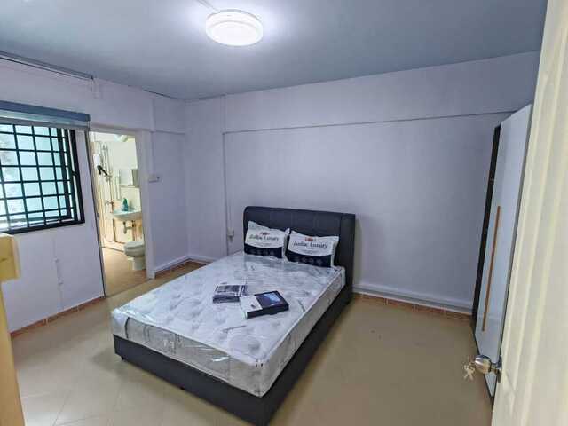 Room for rent Tampines, Singapore - Master room and common room at 279 ...