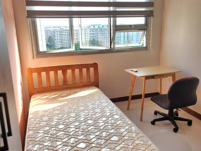 Rooms for rent in Woodlands