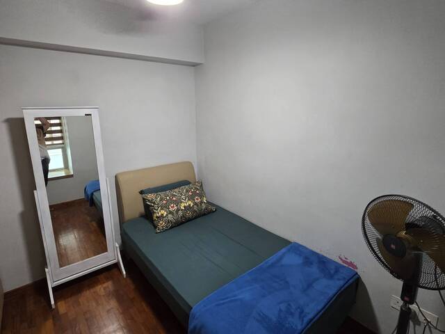 Room for rent Tampines, Singapore - Fully Furnished Room for Single ...
