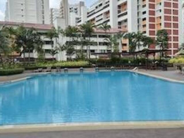 Property for rent Hougang, Singapore - Studio Condo Near Hougang MRT