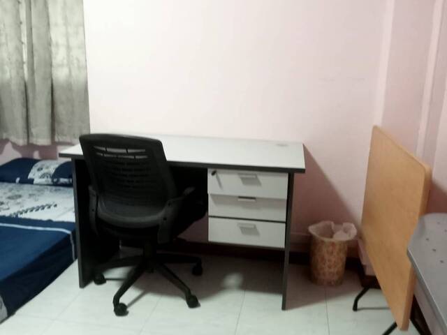 Room for rent Bukit Batok, Singapore - Common room at 626 Bukit Batok ...