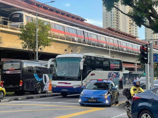 Room for rent Bukit Batok, Singapore - MASTER BEDROOM RENT NEAR TO ...