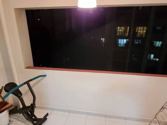 Room for rent Tampines, Singapore - Big Common room available for ...