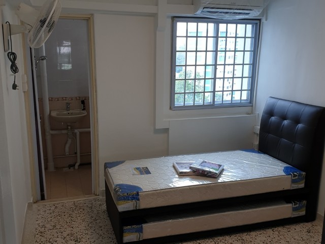 Room for rent Marsiling, Singapore - 202 marsiling drive / near MRT ...