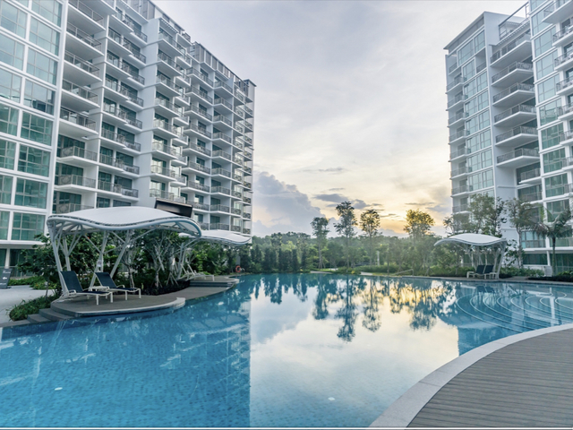 Room for rent Pasir Ris, Singapore - A common room available with ...