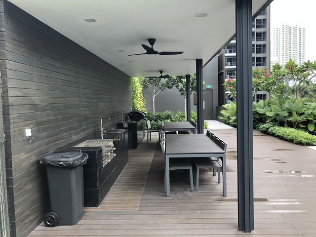 Room for rent Clementi, Singapore - Awesome Common room in Clement ...