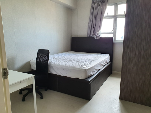 Room for rent Tiong Bahru, Singapore - Common Room @ 96A Henderson Road ...